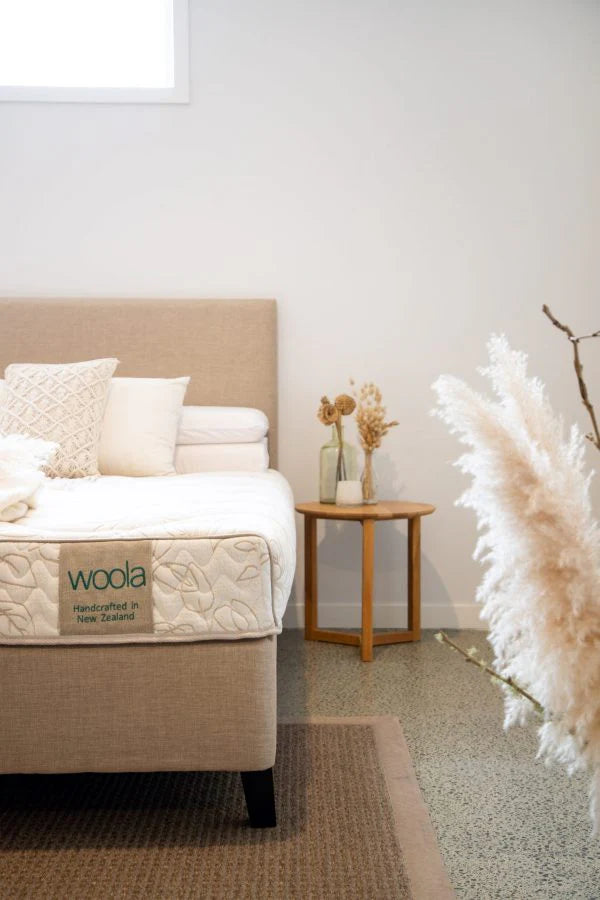 Woola 2000 mattress with M30 Adjustable Base Queen | SuperPrice Furniture